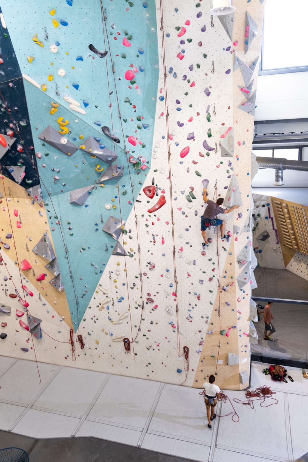 La salle d'escalade en photos | Climb Up Bordeaux Villenave